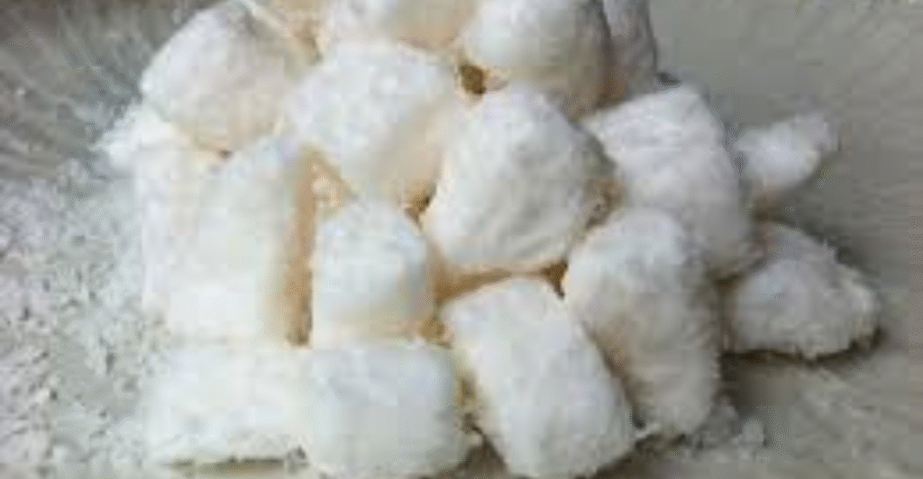 Bala de Coco: O Doce Tradicional Que Encanta Gerações - Sabores Caseiro